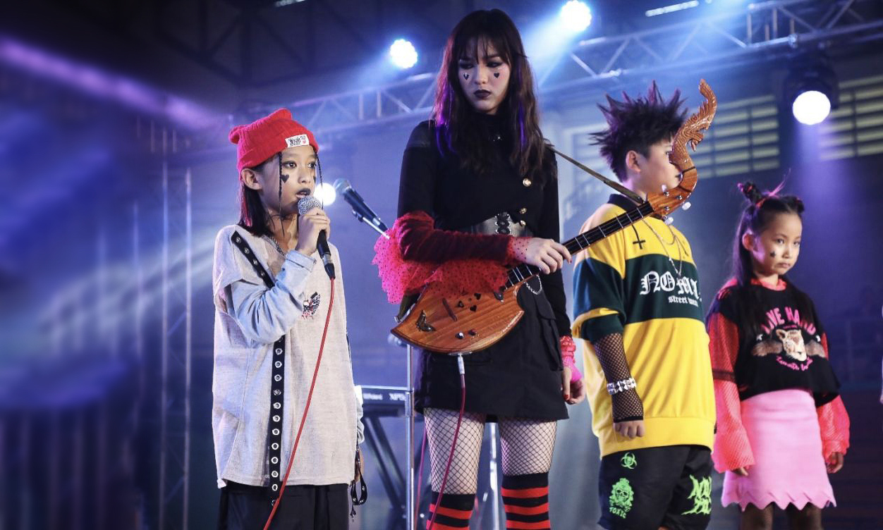 BAD BOYZ BAND แบดบอยซ์แบนด์ - Festival Nits de cinema oriental de Vic